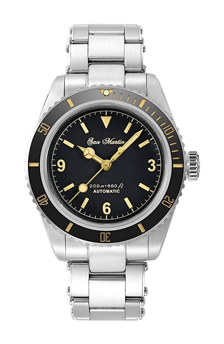 The 9 Most Exciting 38mm Dive Watches in 2022 - Cadence Watch